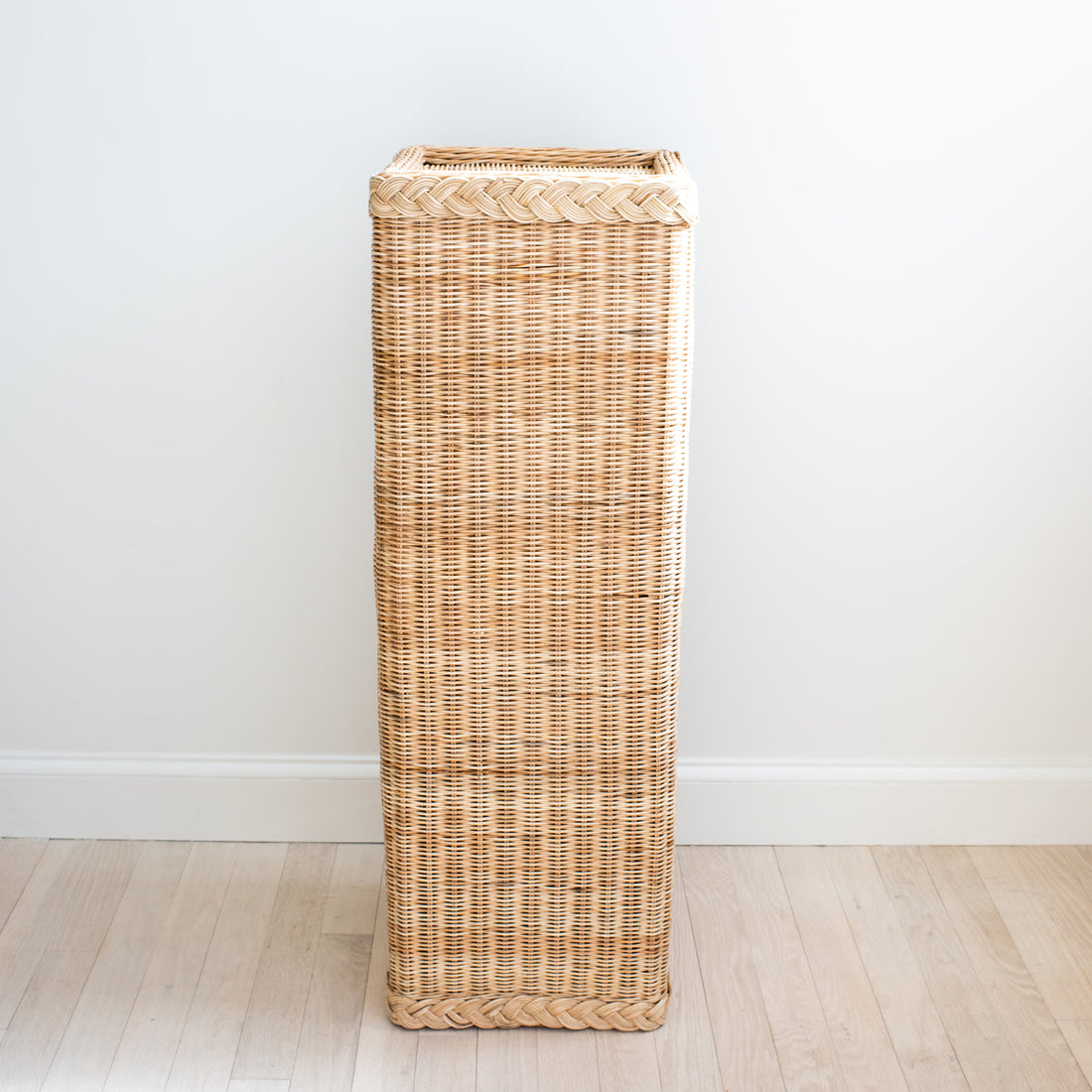 Braided Square Pedestal – Anyon Design and Atelier